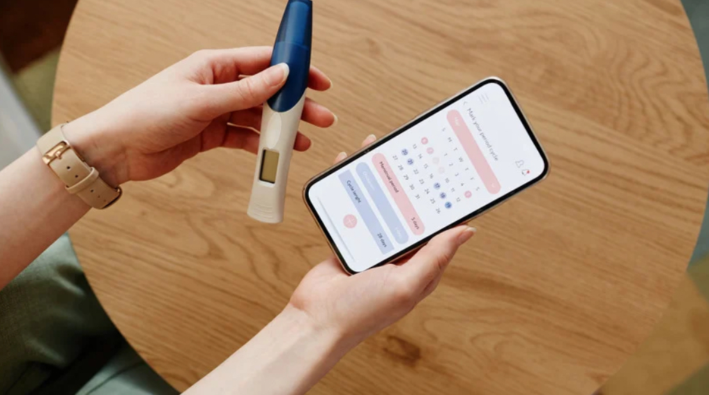 Can An Ovulation Predictor Kit Pick Up Trace Levels Of HCG?
